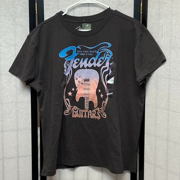 MAD Engine | Shirts | Mad Engine Fender Guitar Short Sleeve Screen ...